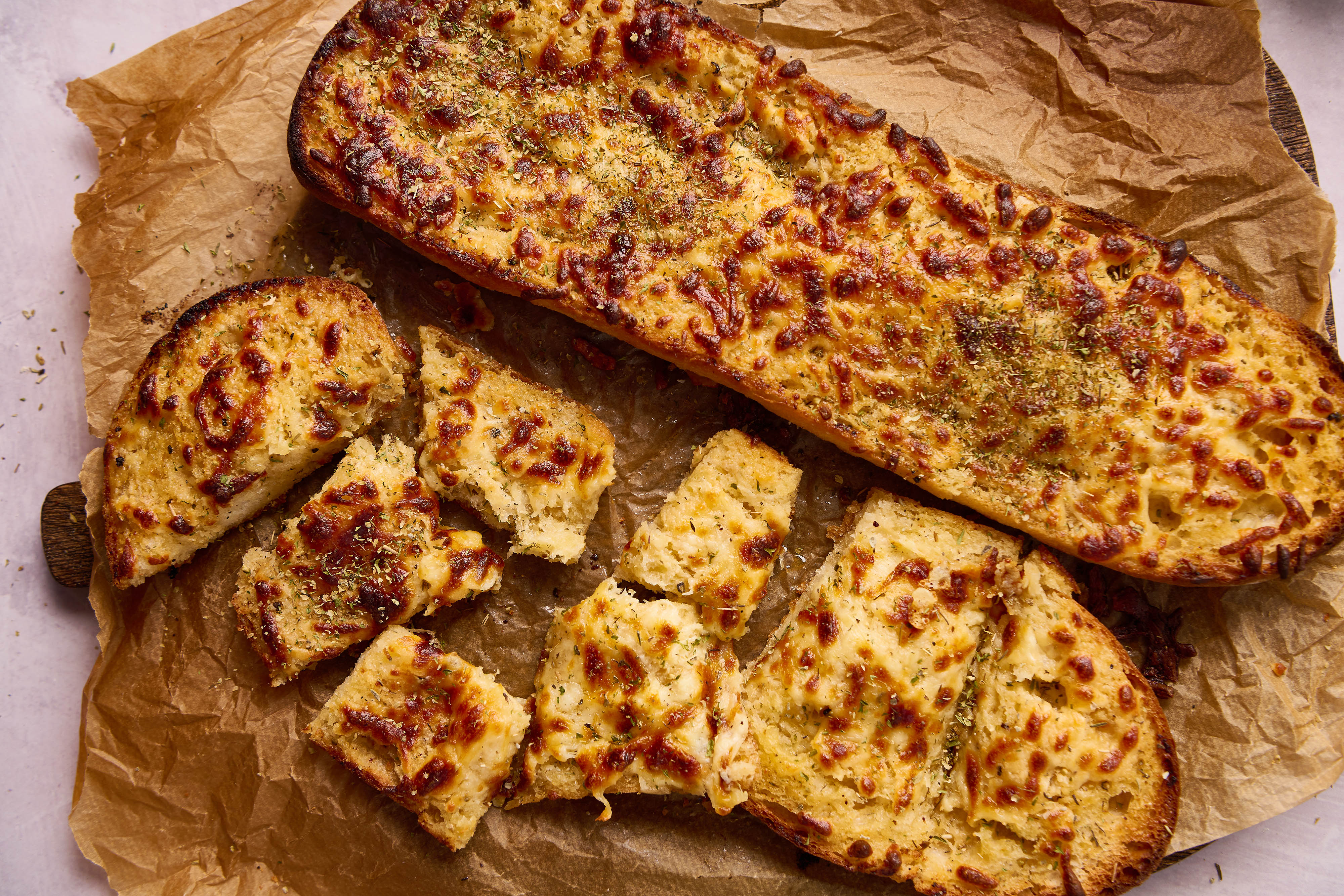 Cheesy Smoked Garlic Bread – Bart Ingredients