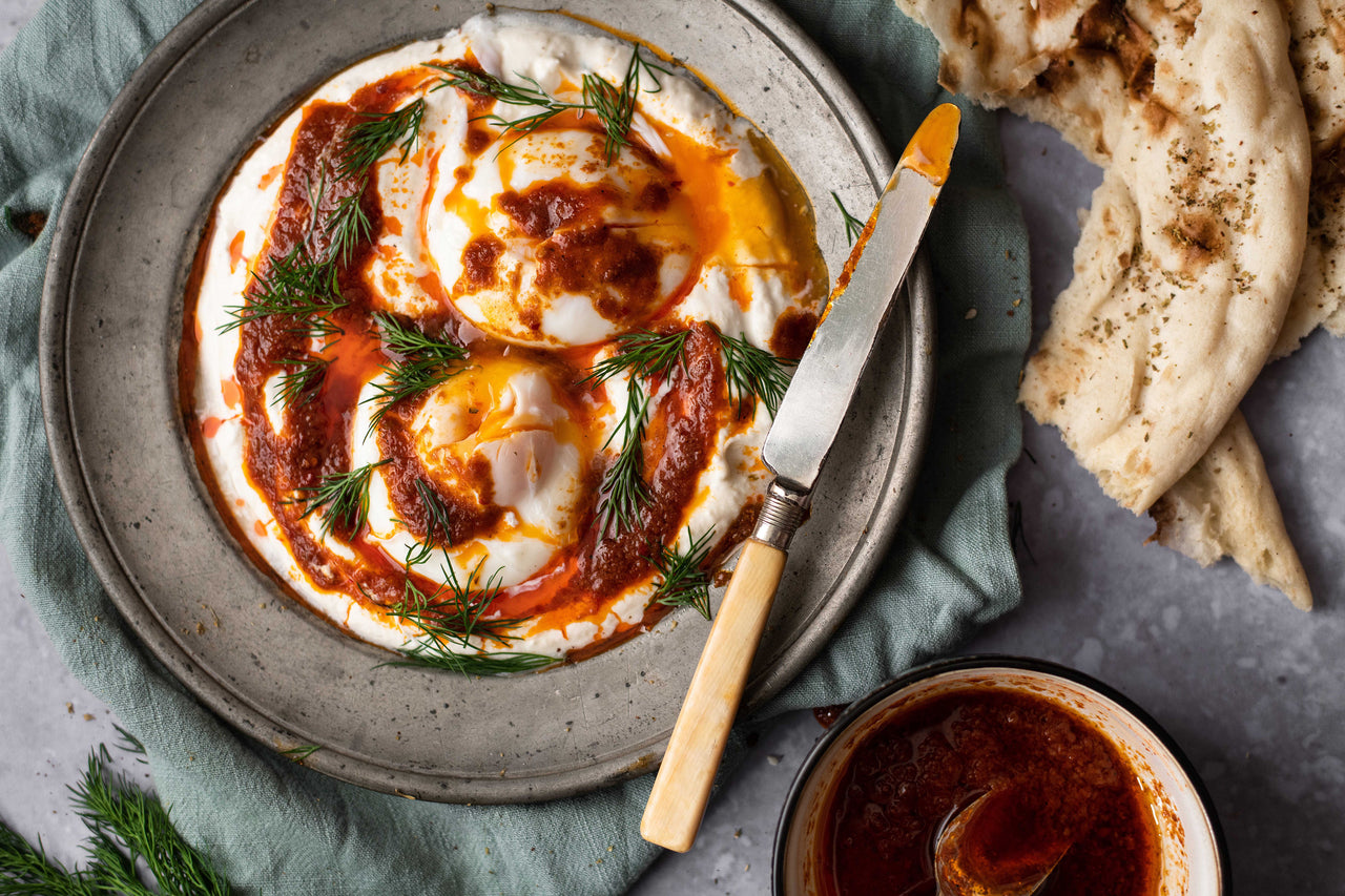Turkish eggs with zatar flatbread – Bart Ingredients
